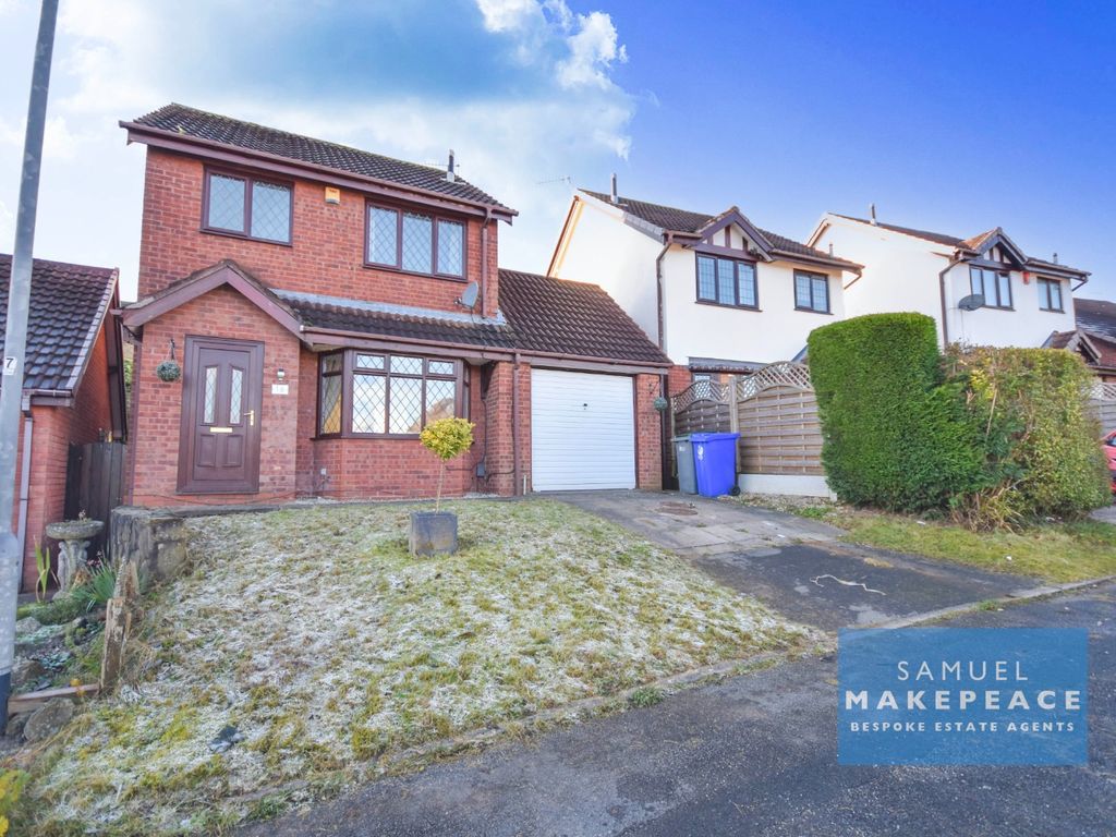 3 Bed Detached House For Sale In Elgar Crescent Birches Head Stoke On