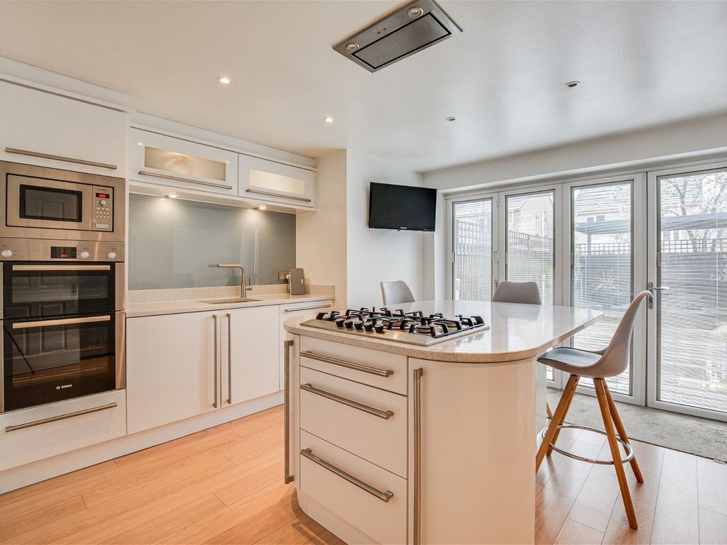 3 bed town house for sale in Shallow Valley Court, Accrington BB5, £ ...