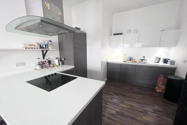 2 bed flat to rent in Hounds Gate, Nottingham NG1 - Zoopla