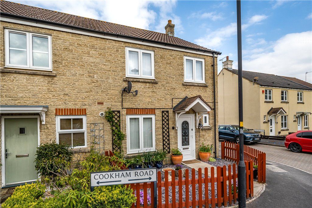 3 bed end terrace house for sale in Cookham Road, Swindon, Wiltshire ...