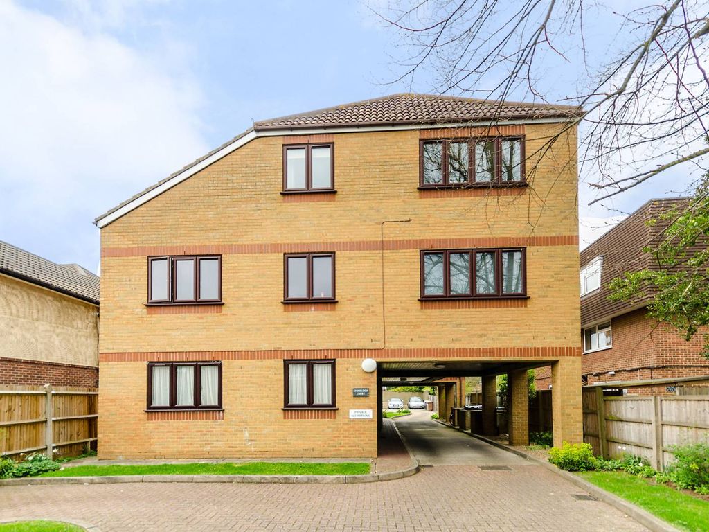 2 bed flat to rent in Chestnut Grove, New Malden KT3 - Zoopla