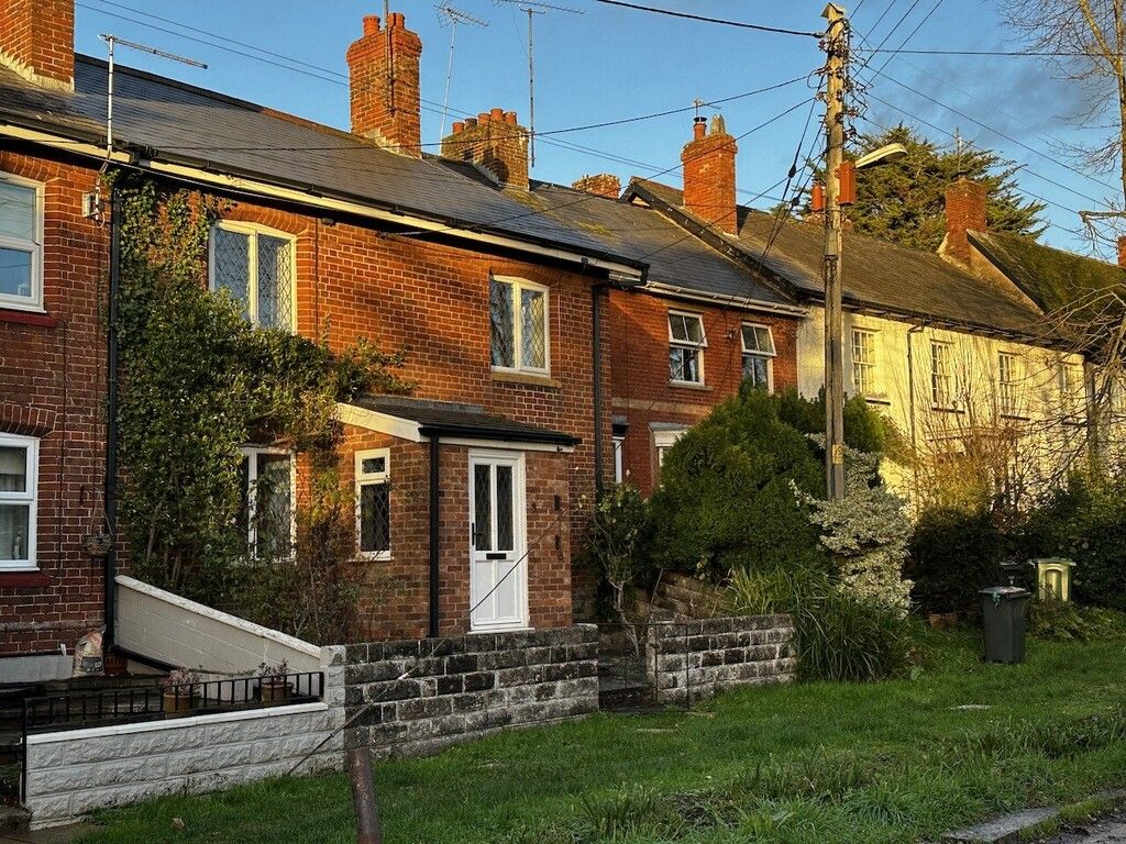 4 bed terraced house to rent in The Square, Whimple, Exeter EX5 - Zoopla
