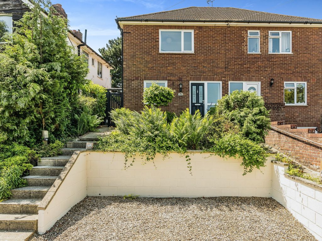 2 Bed Semi Detached House For Sale In Byron Road Penenden Heath
