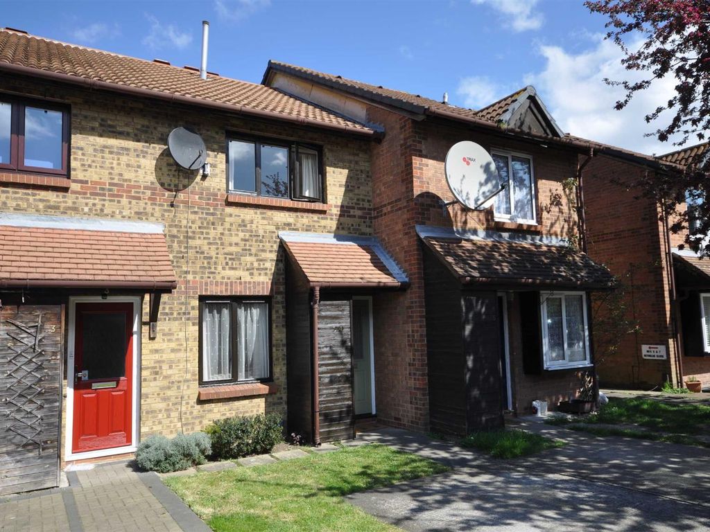 2 Bed Terraced House To Rent In Reynolds Close Colliers Wood London
