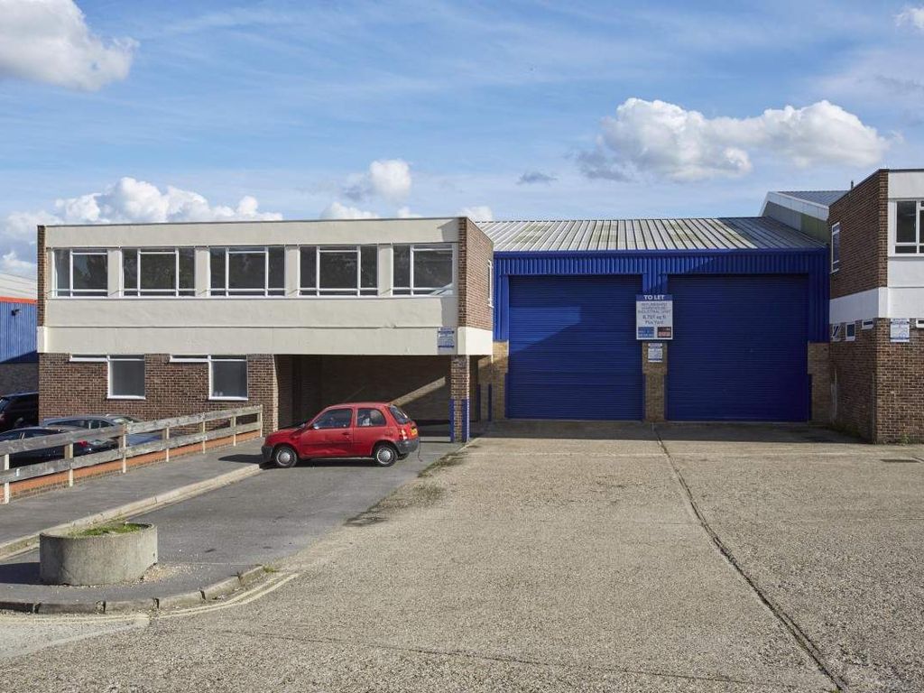 Light industrial to let in Unit 6, Multipark Norcot, Reading RG30, Non ...