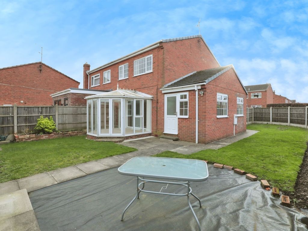 3 bed semi-detached house for sale in Bovington Court, Retford DN22, £ ...