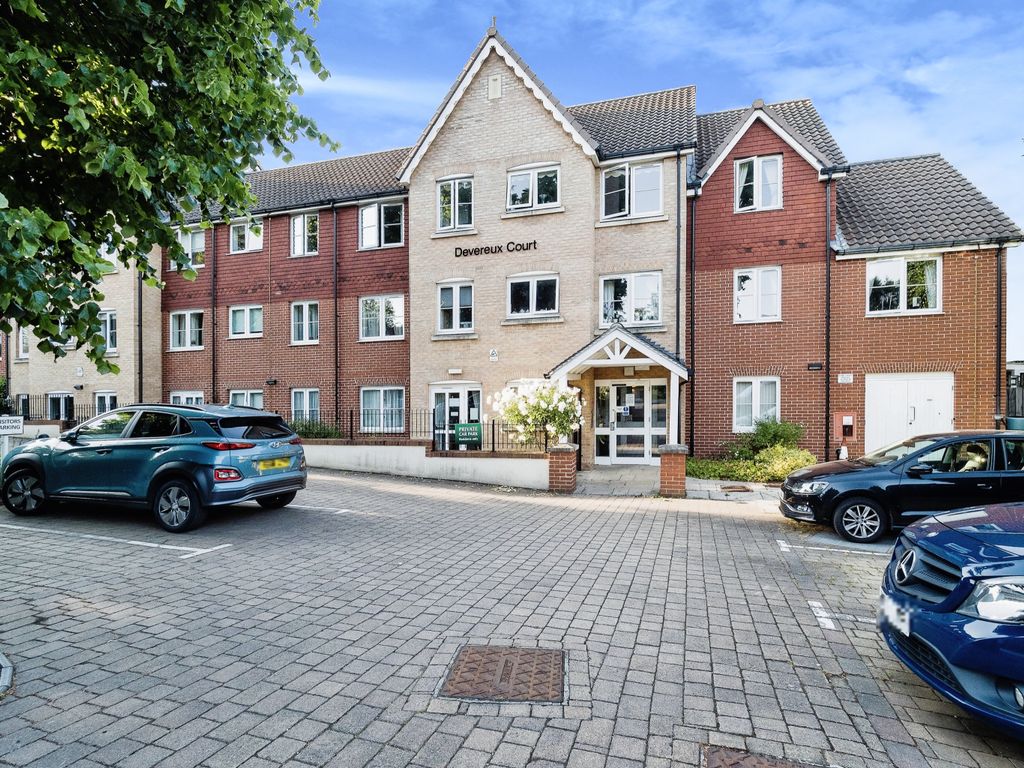 1 bed flat for sale in Snakes Lane West, Woodford Green IG8 - Zoopla