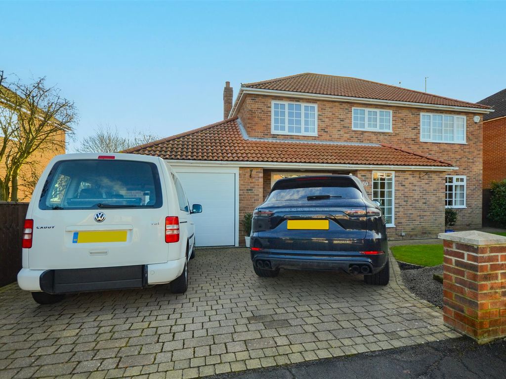 4 Bed Detached House For Sale In The Fairway Saltburn By The Sea Ts12