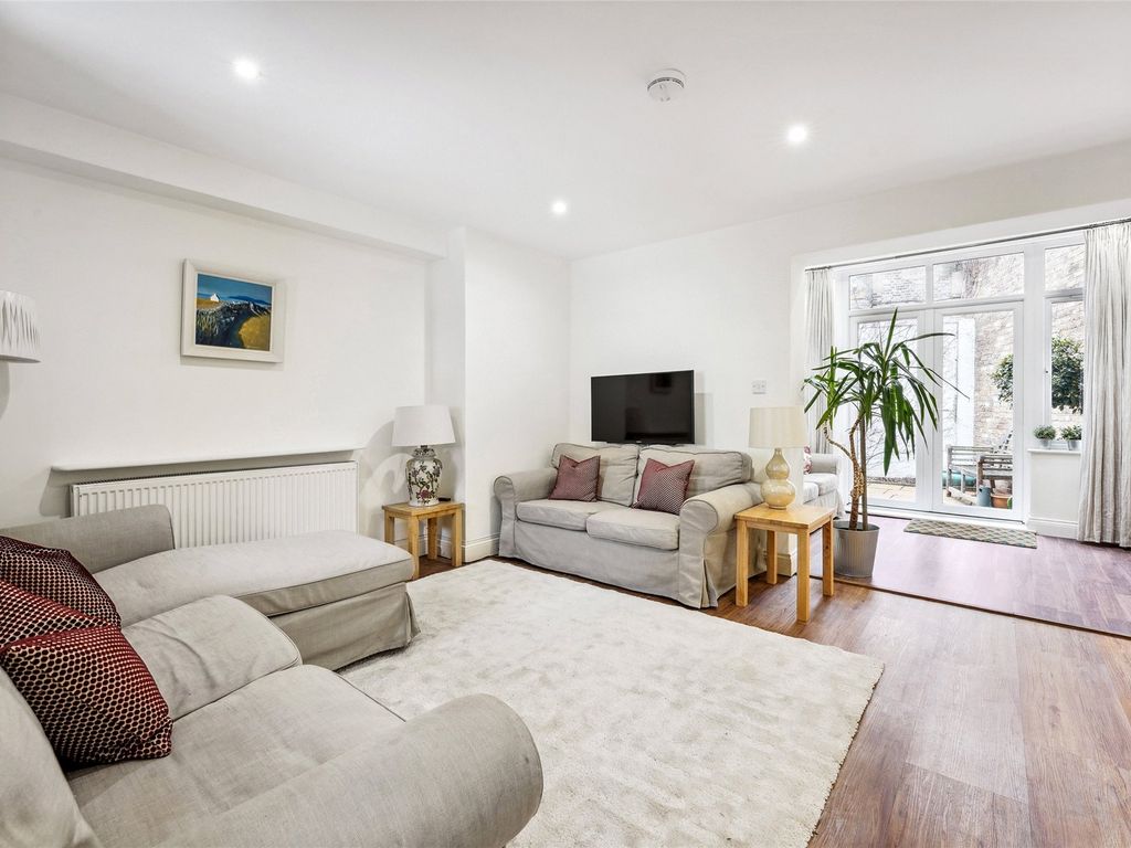 2 bed detached house for sale in Ewald Road, London SW6 - Zoopla