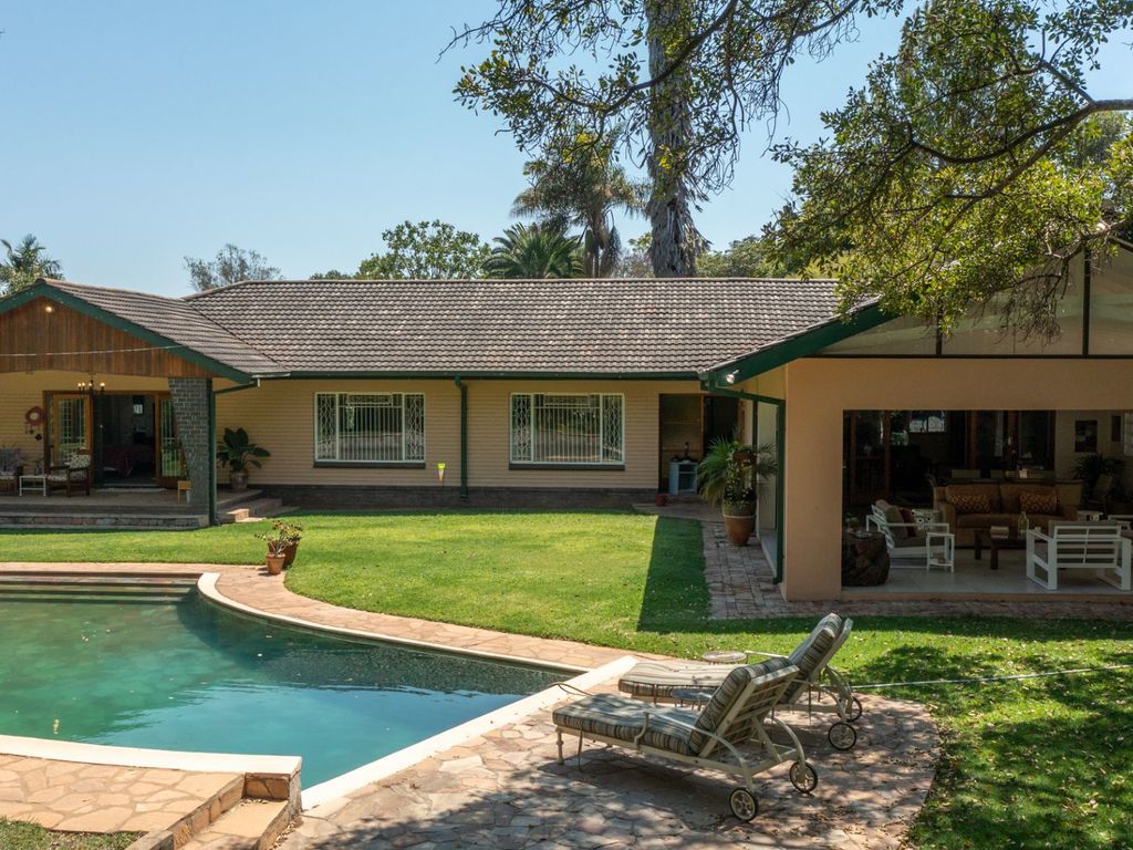 5 bed detached house for sale in 4 Star Close, Chisipite, Harare North ...