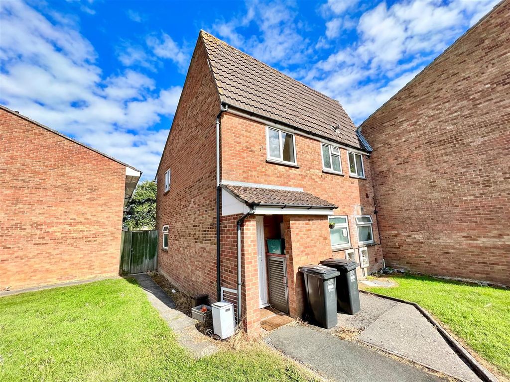 2 bed flat for sale in Becket Road, Weston-Super-Mare BS22 - Zoopla