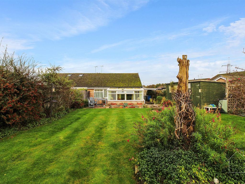 2 Bed Semi Detached Bungalow For Sale In Green Close Inkersall