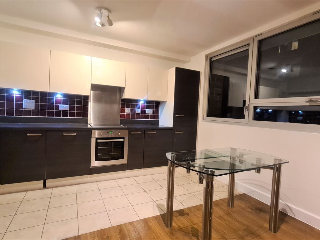 3 bed flat to rent in Nelson Walk, London E3 - Zoopla