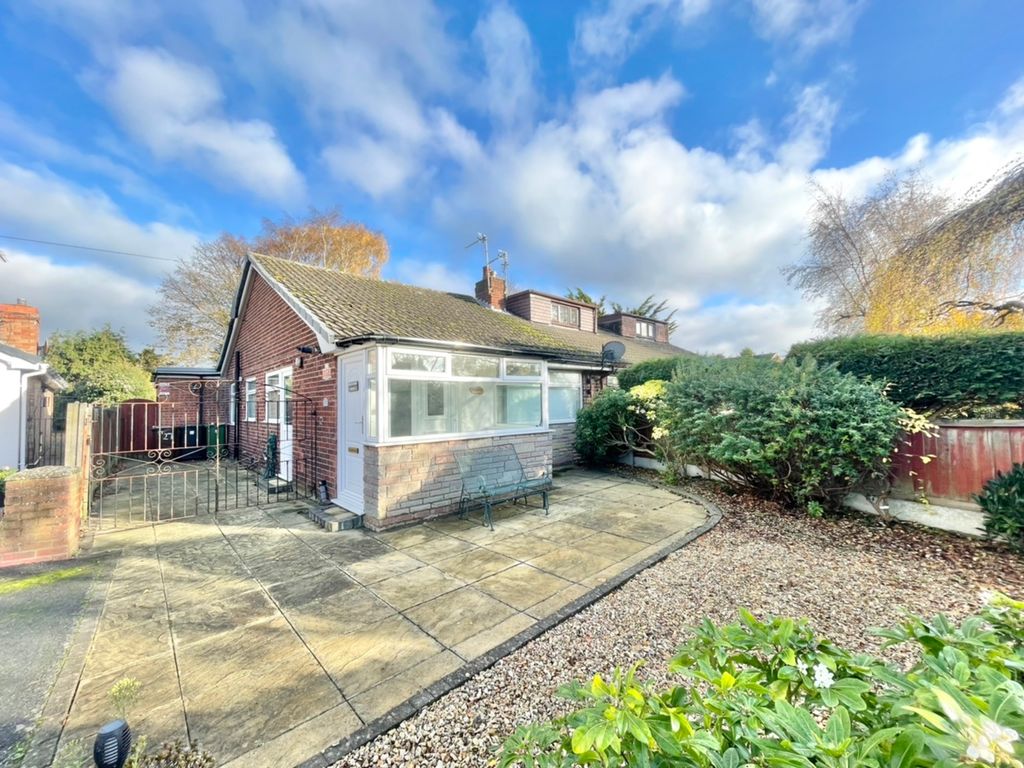 2 Bed Semi Detached Bungalow For Sale In Roseland Close Lydiate