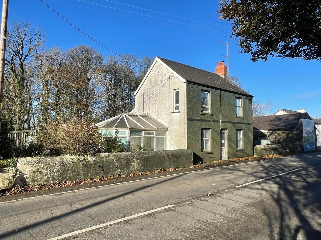 2 bed detached house for sale in Synod Inn, Llandysul SA44 - Zoopla