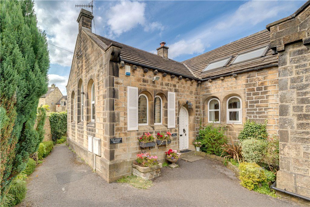 3 bed link detached house for sale in North Street, Addingham, Ilkley ...