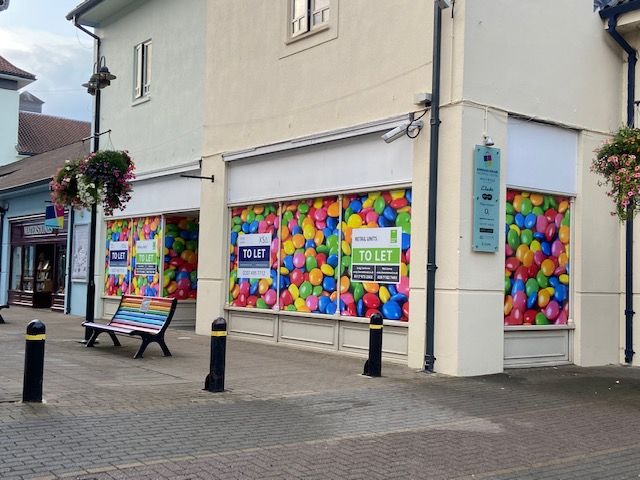 Retail premises to let in Borough Parade Shopping Centre, Chippenham ...