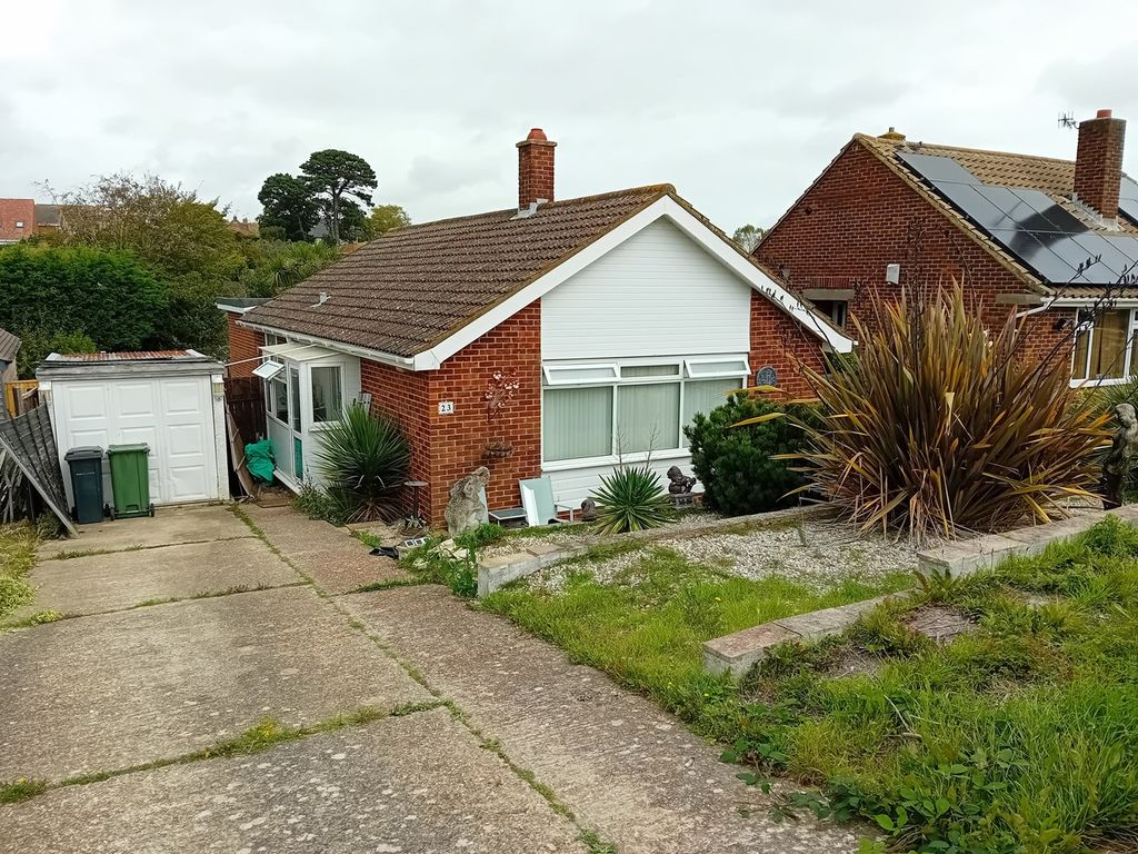 3 Bed Detached Bungalow For Sale In Seabourne Road Bexhill On Sea Tn40