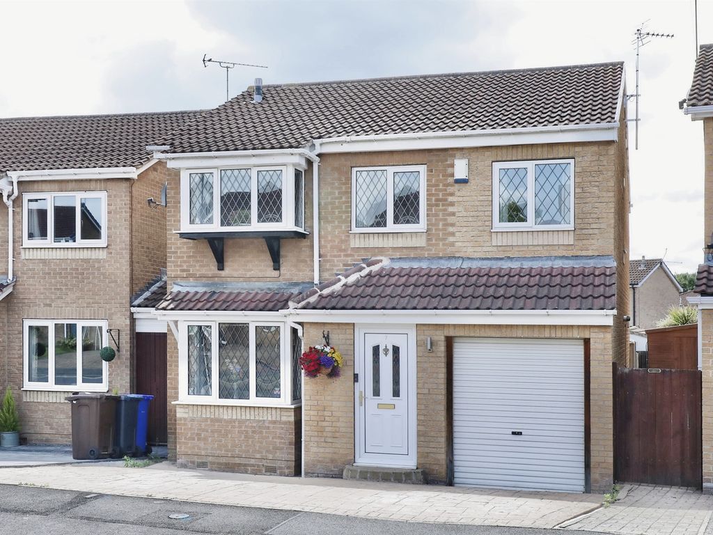 4 bed detached house for sale in Rufford Rise, Sothall, Sheffield S20 ...