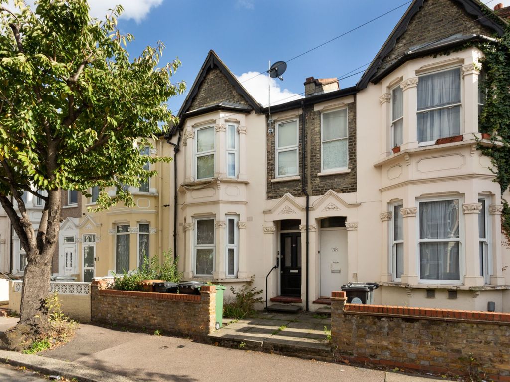 1 bed flat for sale in Goodall Road, London E11 - Zoopla