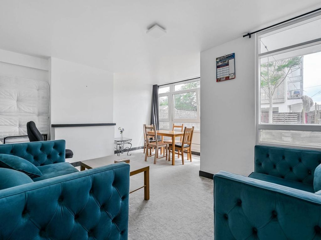 3 bed maisonette for sale in Boyton Close, Stepney, London E1, £525,000 ...