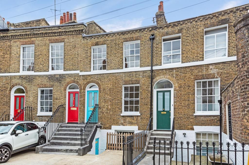 3 bed detached house to rent in Keystone Crescent, London N1 - Zoopla