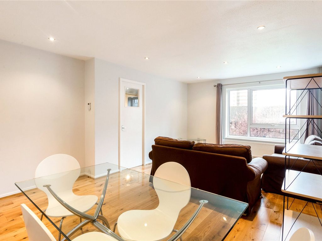 2 bed flat to rent in Cambridge House, Weimar Street, Putney, London ...