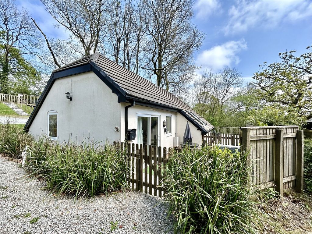 1 bed bungalow for sale in Highampton, Beaworthy EX21, £50,000 - Zoopla