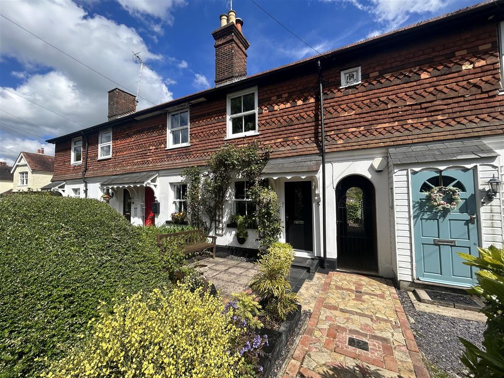 3 bed terraced house for sale in London Road, Dunton Green, Sevenoaks ...