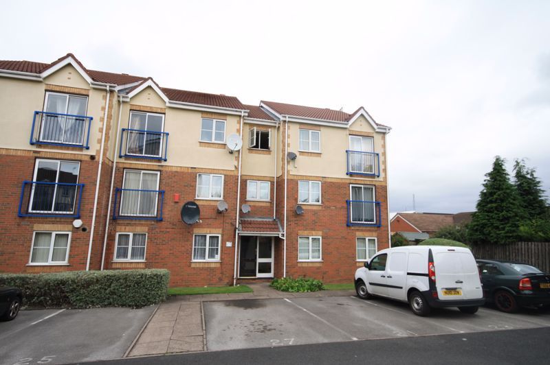 2 bed flat to rent in Keer Court, Birmingham B9, £950 pcm - Zoopla