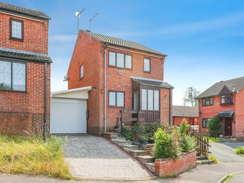 3 bed detached house for sale in Springfield View, Ripley DE5, £200,000 ...