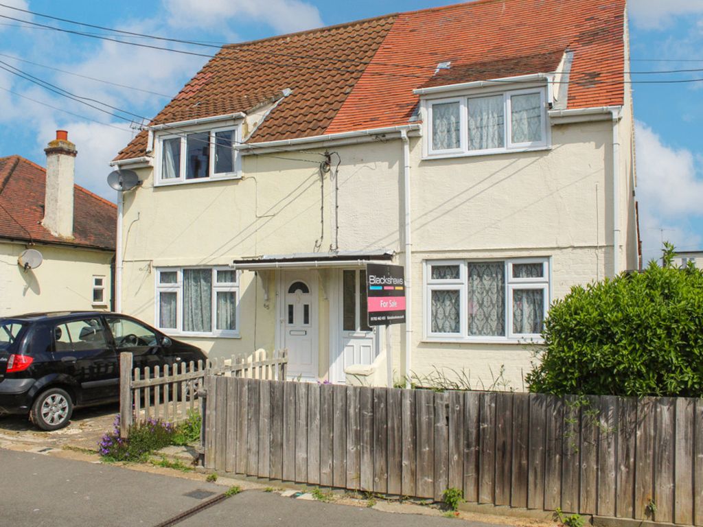 2 Bed Semi Detached House For Sale In Feeches Road Southend On Sea Ss2