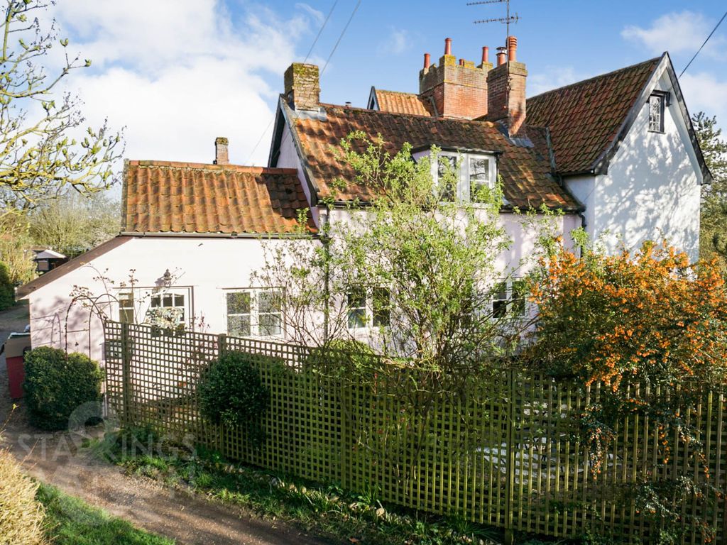 2 bed semi-detached house for sale in Chequers Lane, Bressingham, Diss ...