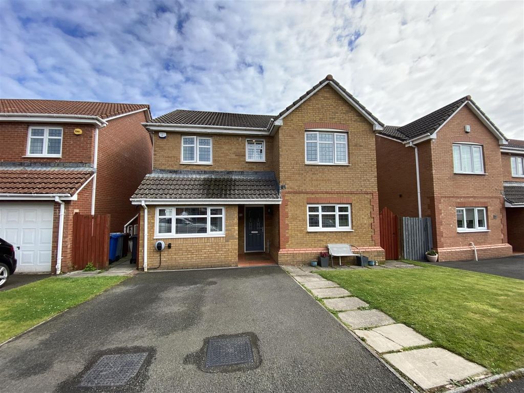 4 bed detached house for sale in Skylands Rise, Hamilton ML3 - Zoopla