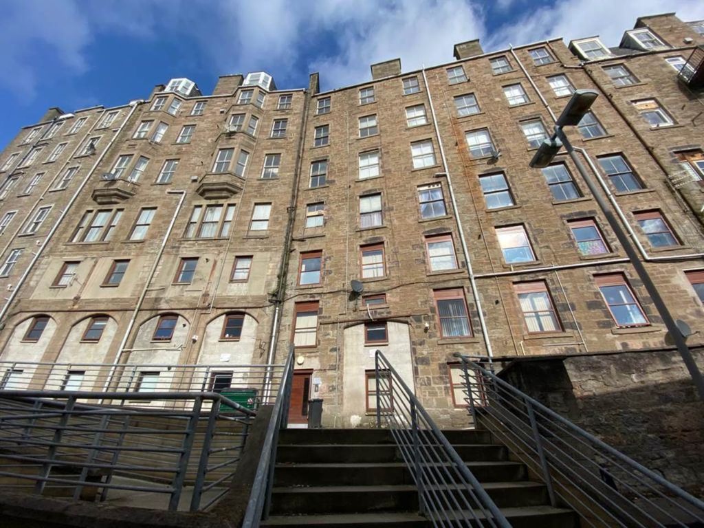 4 bed shared accommodation to rent in Seabraes Lane, Dundee DD1, £1,920 ...