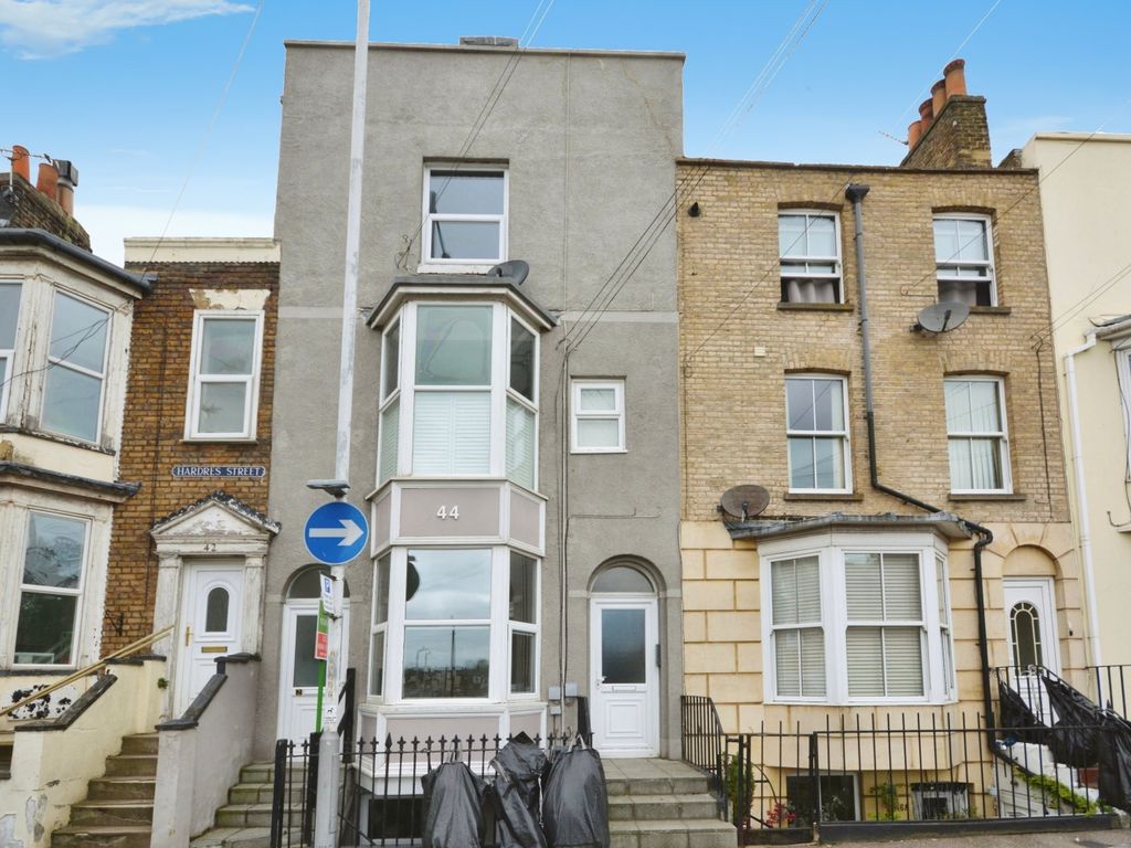 1 bed flat for sale in Hardres Street, Ramsgate, Kent CT11, £135,000 ...
