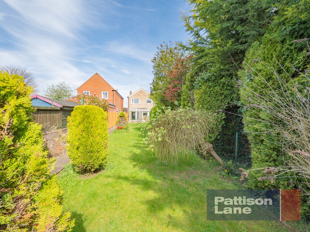 3 Bed Detached House For Sale In Breakleys Road Desborough Kettering