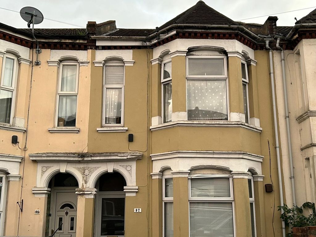 1 bed flat to rent in Clovelly Road, Southampton SO14, £750 pcm - Zoopla