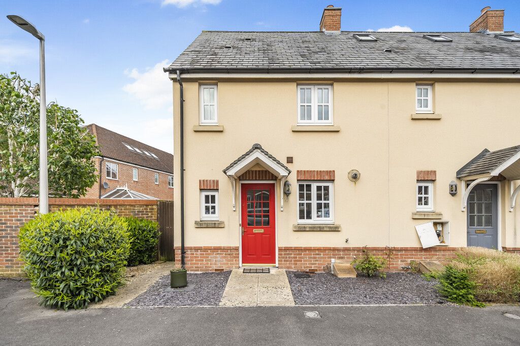 2 bed semi-detached house for sale in Acorn Gardens, Burghfield Common ...