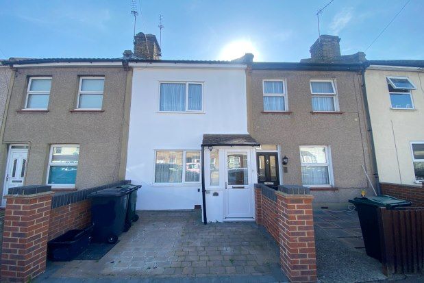 2 bed property to rent in Blenheim Road, Dartford DA1, £1,550 pcm - Zoopla