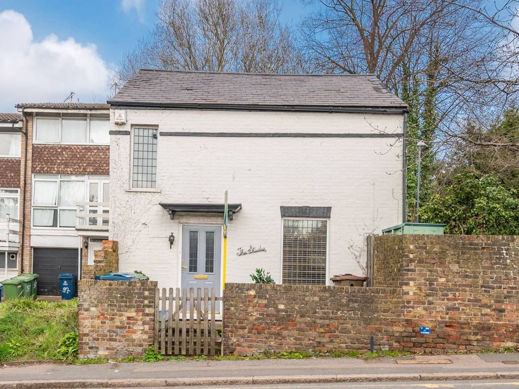 2 bed detached house for sale in Roxeth Hill, Harrow On The Hill ...