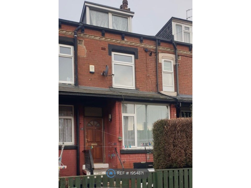 2 Bed Terraced House To Rent In Cross Flatts Parade Leeds Ls11 £795
