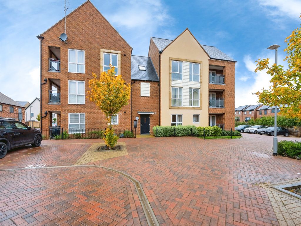 1 bed flat for sale in Simford Way, Whitehouse, Milton Keynes ...