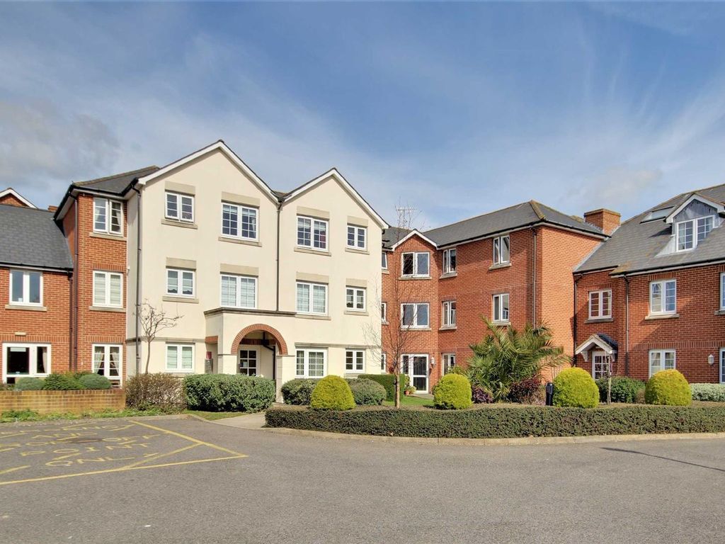 1 bed flat for sale in Penfold Road, Broadwater, Worthing BN14 - Zoopla