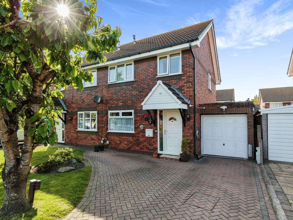 3 Bed Semi Detached House For Sale In Rowntree Avenue Fleetwood