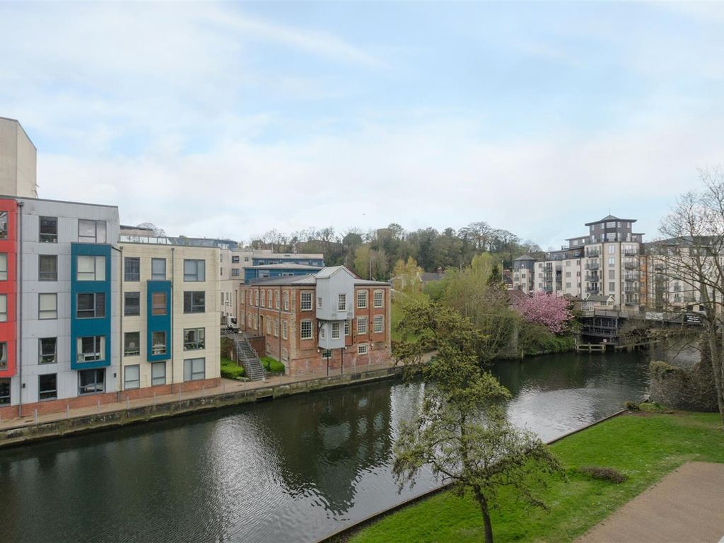 2 bed flat for sale in Geoffrey Watling Way, Norwich NR1 - Zoopla