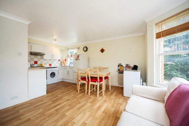 1 bed flat to rent in 319 Trinity Road, Wandsworth SW18, £1,500 pcm ...