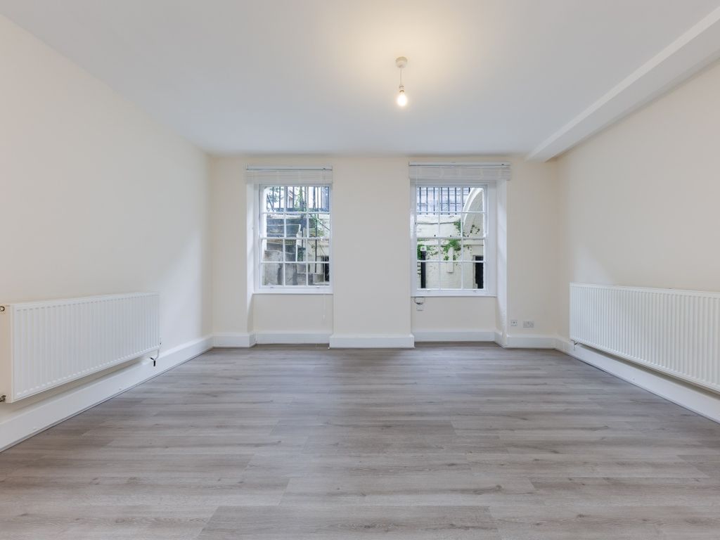 Studio to rent in Montague Street, Bloomsbury WC1B, £1,950 pcm - Zoopla
