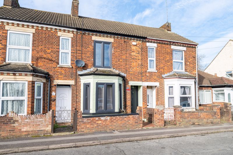 2 Bed Terraced House For Sale In Regent Street Bletchley Milton
