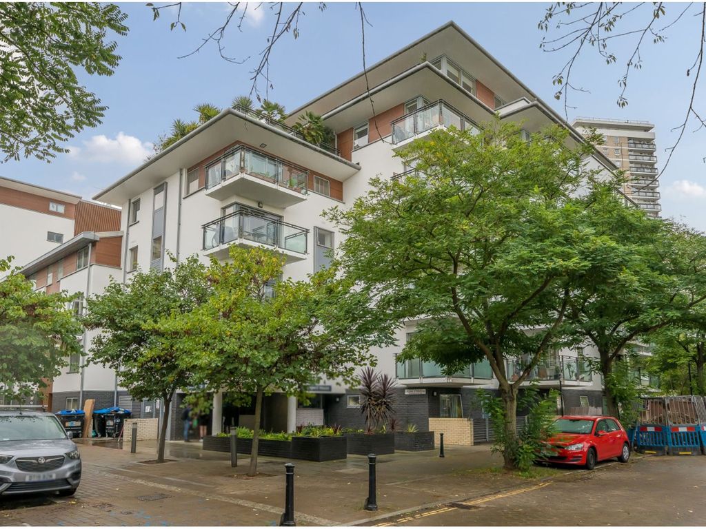 2 bed flat for sale in Frean Street, London SE16, £540,000 - Zoopla